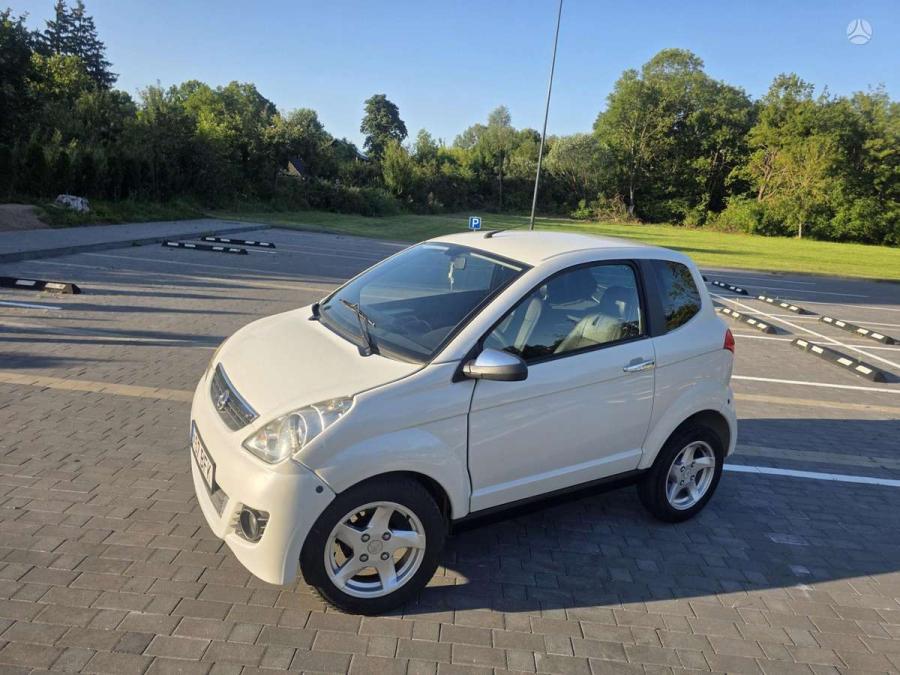 Balts Aixam City 2011 Kauņa, ar dzinēja tilpumu 0.40 L un nobraukumu 26 tūkst. km par 4500 €, foto 10 vietnē AUTOMOTO.COM.LV