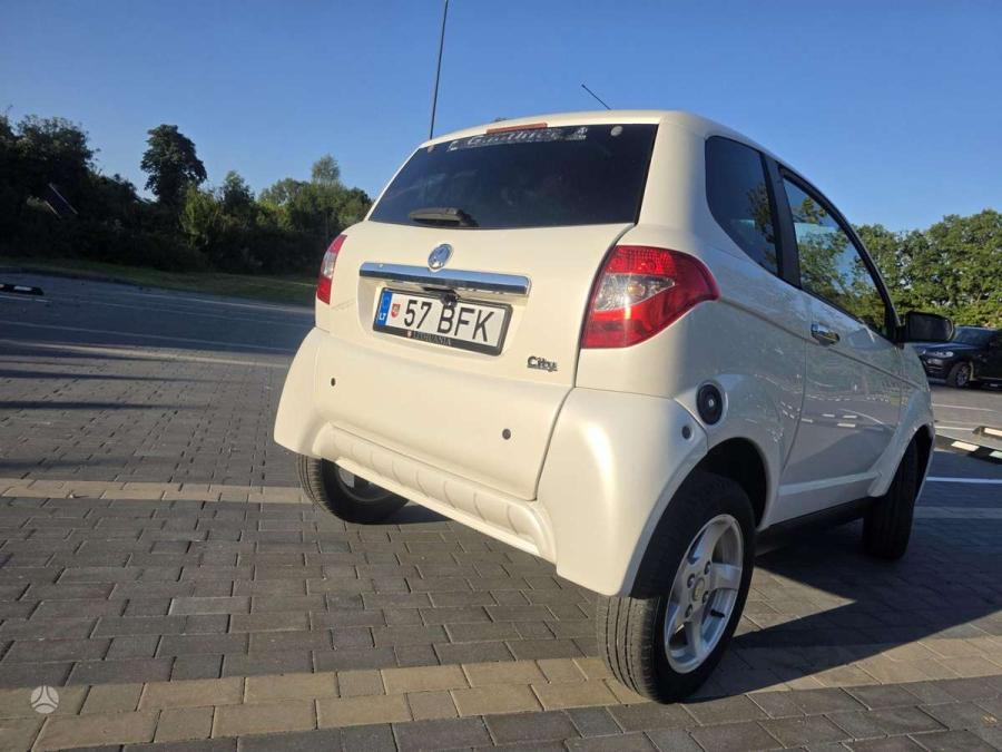 Balts Aixam City 2011 Kauņa, ar dzinēja tilpumu 0.40 L un nobraukumu 26 tūkst. km par 4500 €, foto 17 vietnē AUTOMOTO.COM.LV