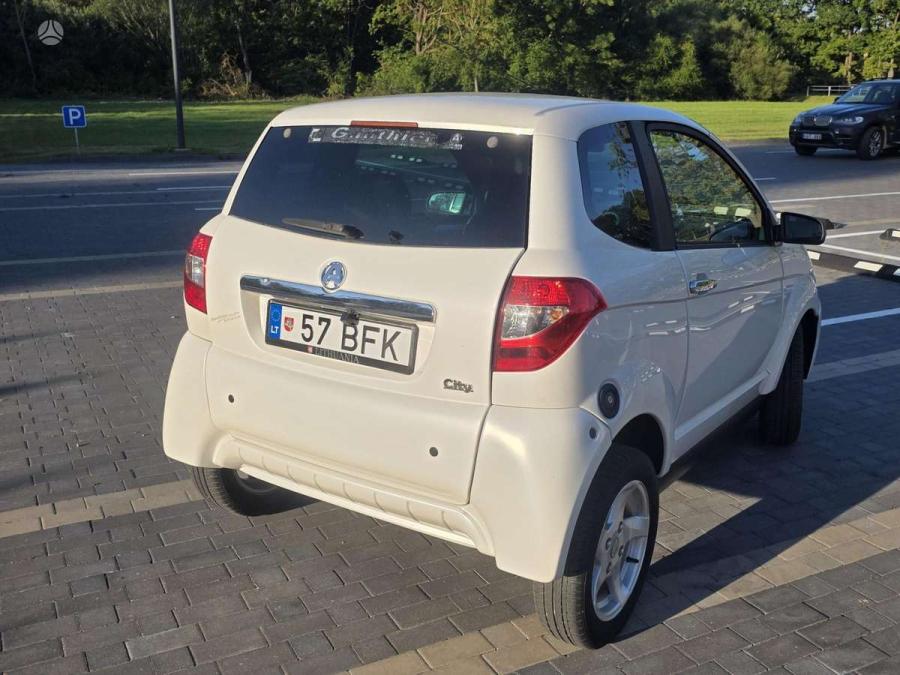 Balts Aixam City 2011 Kauņa, ar dzinēja tilpumu 0.40 L un nobraukumu 26 tūkst. km par 4500 €, foto 22 vietnē AUTOMOTO.COM.LV