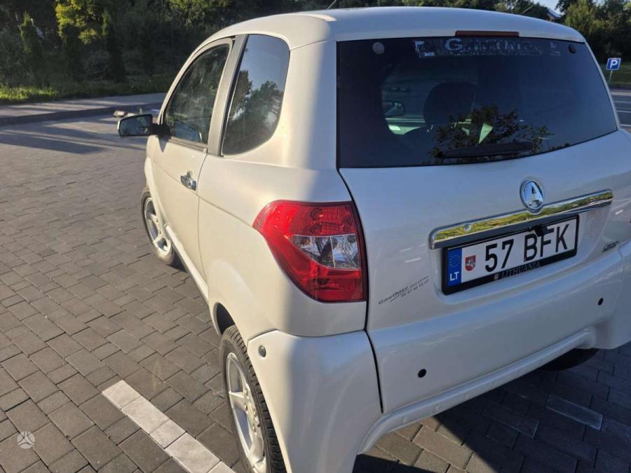 Balts Aixam City 2011 Kauņa, ar dzinēja tilpumu 0.40 L un nobraukumu 26 tūkst. km par 4500 €, foto 18 vietnē AUTOMOTO.COM.LV