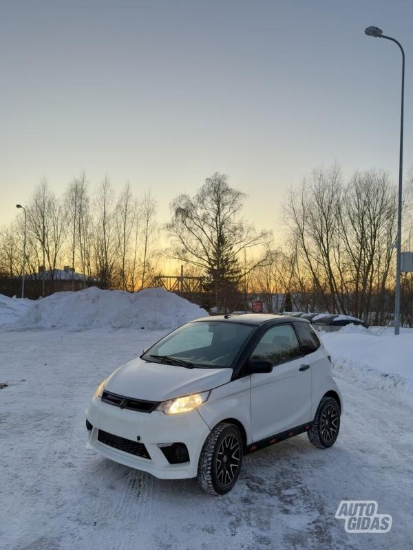 White Aixam City 2016 in Klaipeda, with an engine capacity of 0.50 L and mileage of 123 thousand km for 4600 €, photo 2 on AUTOMOTO.COM.LV