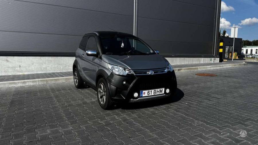 Pelēks Aixam Crossline 2018 Kauņa, ar dzinēja tilpumu 0.48 L un nobraukumu 43 tūkst. km par 6300 €, foto 5 vietnē AUTOMOTO.COM.LV