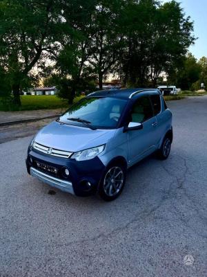Pelēks Aixam Crossline 2015 Alīta, ar dzinēja tilpumu 0.40 L un nobraukumu 39 tūkst. km par 5500 €, foto  vietnē AUTOMOTO.COM.LV