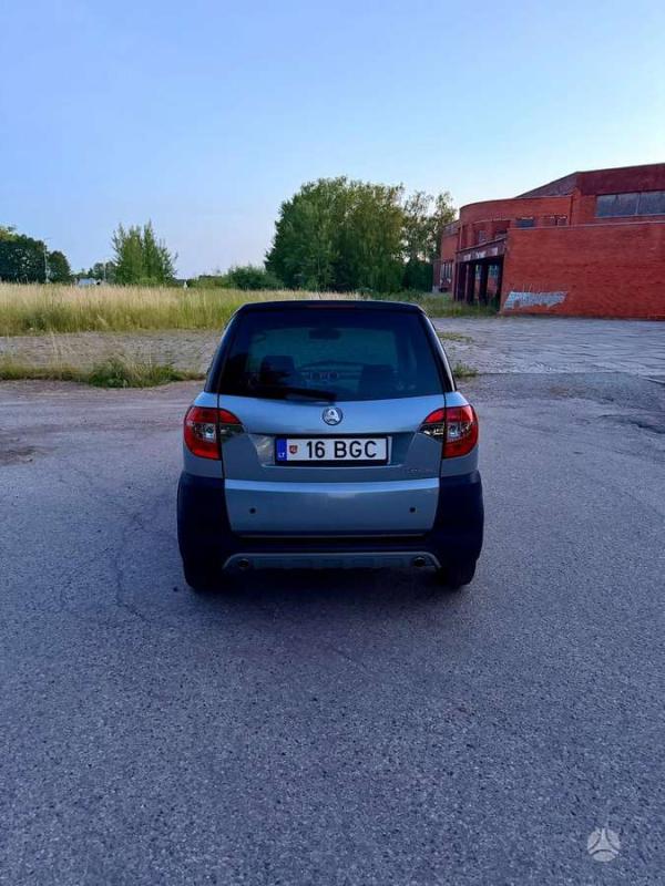 Grey Aixam Crossline 2015 in Alytus, with an engine capacity of 0.40 L and mileage of 39 thousand km for 5500 €, photo 5 on AUTOMOTO.COM.LV