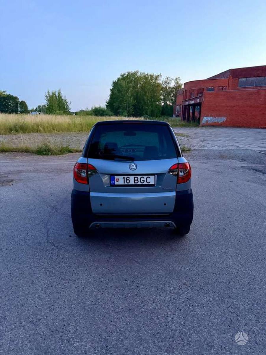 Grey Aixam Crossline 2015 in Alytus, with an engine capacity of 0.40 L and mileage of 39 thousand km for 5500 €, photo 6 on AUTOMOTO.COM.LV