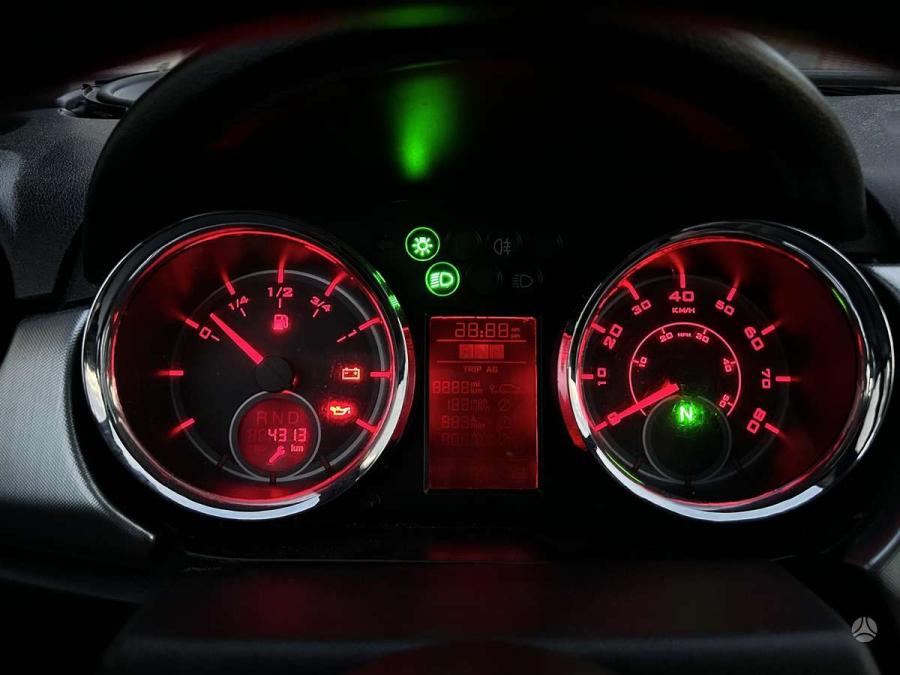 Red Aixam Crossline 2016 in Silale, with an engine capacity of 0.40 L and mileage of 67 thousand km for 4999 €, photo 13 on AUTOMOTO.COM.LV