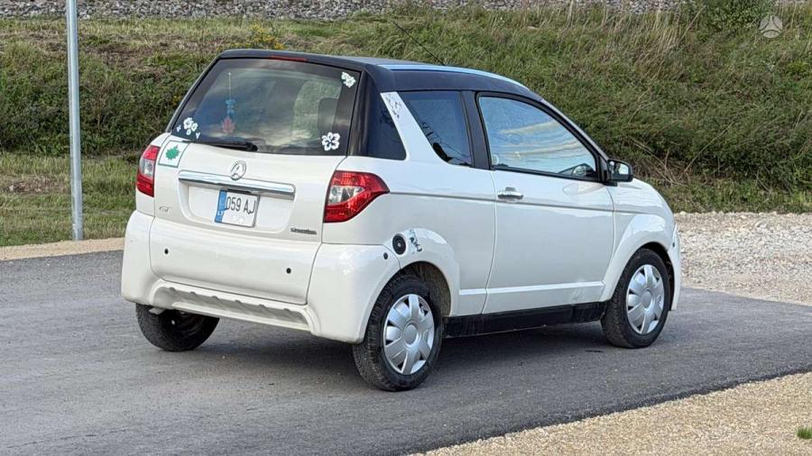 Balts Aixam Crossline 2011 Šauļi, ar dzinēja tilpumu 0.60 L un nobraukumu 79 tūkst. km par 3950 €, foto 6 vietnē AUTOMOTO.COM.LV