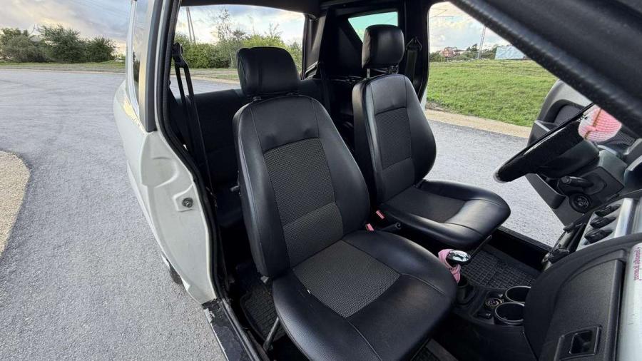Balts Aixam Crossline 2011 Šauļi, ar dzinēja tilpumu 0.60 L un nobraukumu 79 tūkst. km par 3950 €, foto 12 vietnē AUTOMOTO.COM.LV