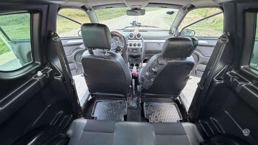 Balts Aixam Crossline 2011 Šauļi, ar dzinēja tilpumu 0.60 L un nobraukumu 79 tūkst. km par 3950 €, foto 18 vietnē AUTOMOTO.COM.LV