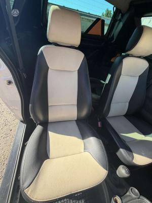 White Aixam Crossline 2015 in Pasvalys, with an engine capacity of 0.40 L and mileage of 109 thousand km for 5200 €, photo 9 on AUTOMOTO.COM.LV