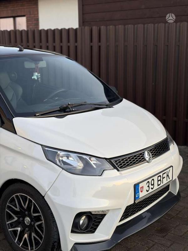 White Aixam GTI 2017 in Klaipeda, with an engine capacity of 0.50 L and mileage of 34 thousand km for 6500 €, photo 2 on AUTOMOTO.COM.LV