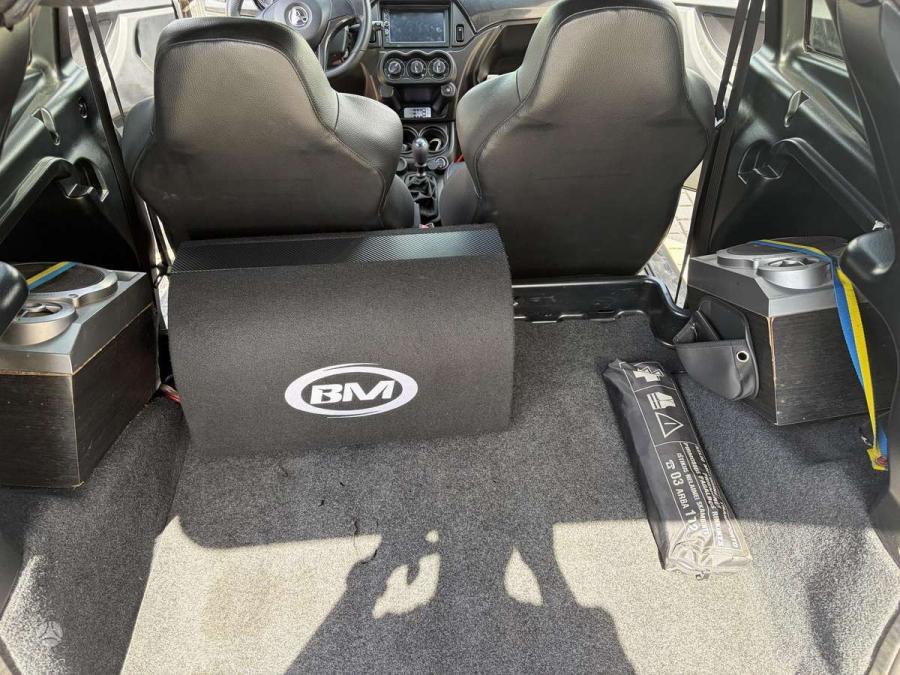 Balts Aixam GTI 2017 Klaipėda, ar dzinēja tilpumu 0.50 L un nobraukumu 34 tūkst. km par 6500 €, foto 10 vietnē AUTOMOTO.COM.LV