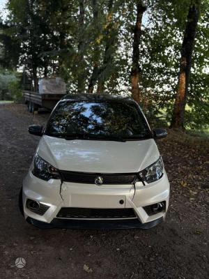 Balts Aixam GTI 2017 Tauragė, ar dzinēja tilpumu 0.00 L un nobraukumu 61 tūkst. km par 6400 €, foto 3 vietnē AUTOMOTO.COM.LV