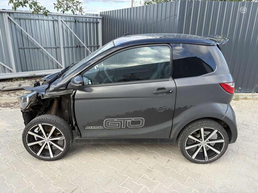 Grey Aixam GTO 2022 in Kaunas, with an engine capacity of 0.48 L and mileage of 29 thousand km for 5350 €, photo 5 on AUTOMOTO.COM.LV