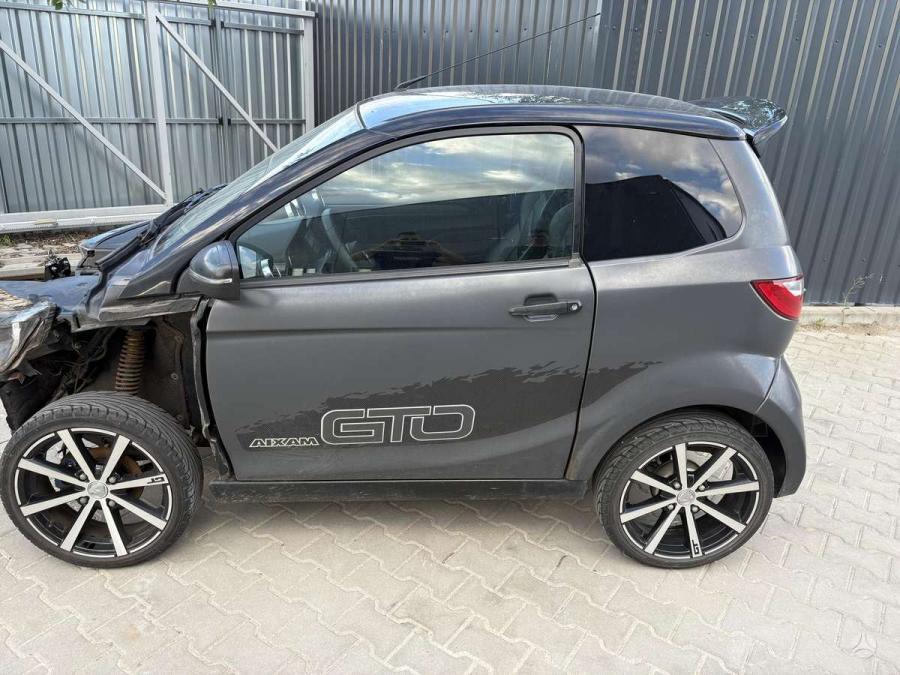Grey Aixam GTO 2022 in Kaunas, with an engine capacity of 0.48 L and mileage of 29 thousand km for 5350 €, photo 12 on AUTOMOTO.COM.LV