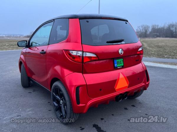 Красный Аиксам S9 2021 в Таллин, объемом двигателя 0.48 л и пробегом 26 тыс. км за 10000 €, фото 9 на AUTOMOTO.COM.LV