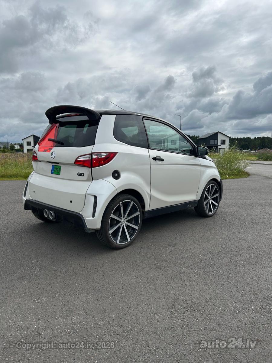 White Aixam S9 2017 in Tallinn, with an engine capacity of 0.48 L and mileage of 98 thousand km for 6490 €, photo 1 on AUTOMOTO.COM.LV