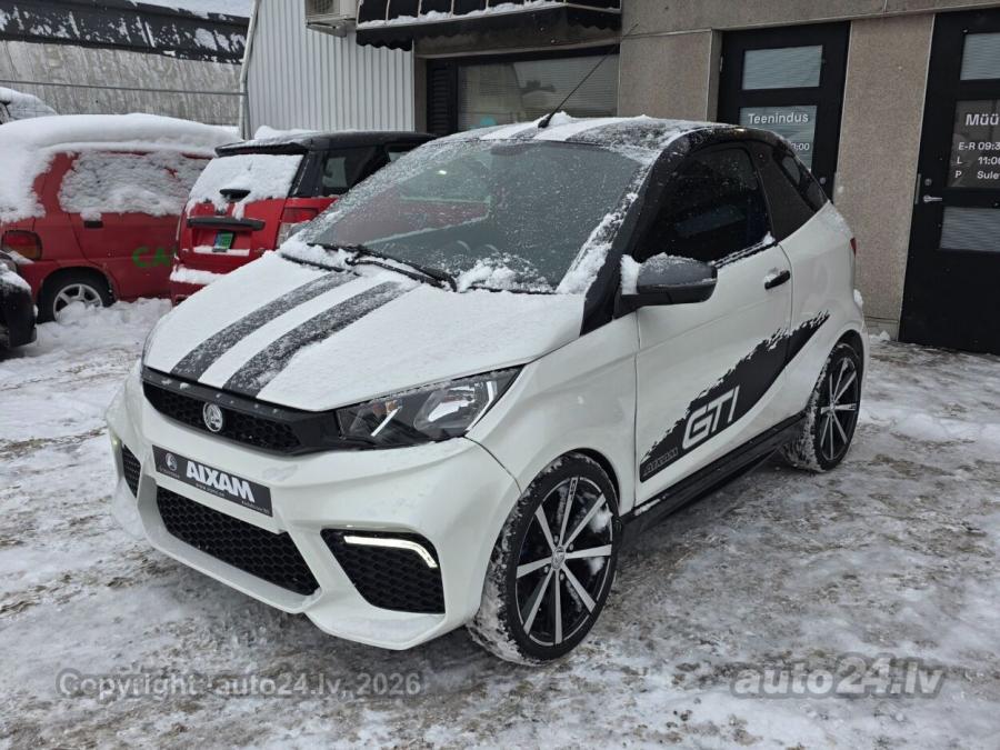 White Aixam S9 2020 in Tallinn, with an engine capacity of 0.48 L and mileage of 3 thousand km for 12590 €, photo 1 on AUTOMOTO.COM.LV