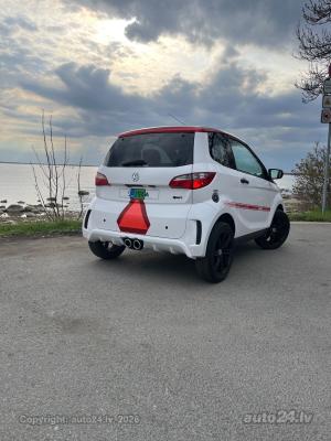 Balts Aixam S9 2020 Tallina, ar dzinēja tilpumu 0.48 L un nobraukumu 29 tūkst. km par 10150 €, foto 3 vietnē AUTOMOTO.COM.LV