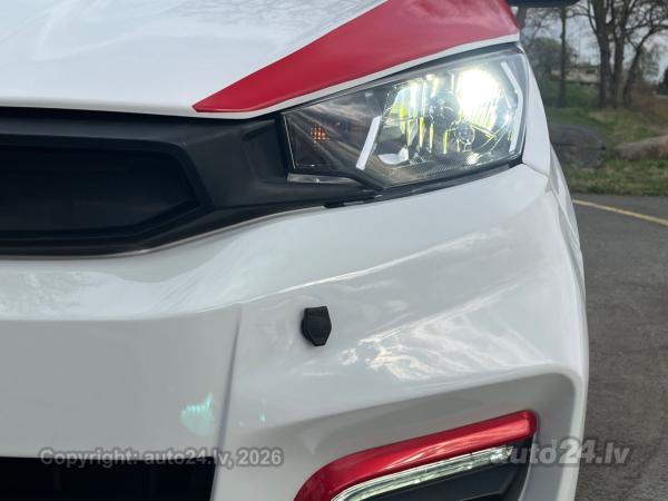 Balts Aixam S9 2020 Tallina, ar dzinēja tilpumu 0.48 L un nobraukumu 29 tūkst. km par 10150 €, foto 3 vietnē AUTOMOTO.COM.LV