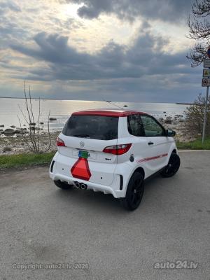 Balts Aixam S9 2020 Tallina, ar dzinēja tilpumu 0.48 L un nobraukumu 29 tūkst. km par 10150 €, foto 13 vietnē AUTOMOTO.COM.LV