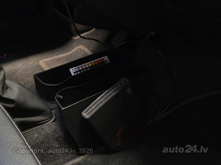 Balts Aixam S9 2020 Tallina, ar dzinēja tilpumu 0.48 L un nobraukumu 29 tūkst. km par 9790 €, foto 18 vietnē AUTOMOTO.COM.LV