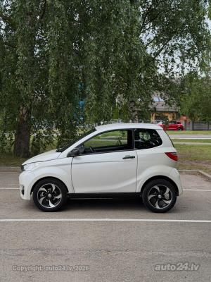 Balts Aixam S9 2021 Rīga, ar dzinēja tilpumu 0.48 L un nobraukumu 18 tūkst. km par 8600 €, foto 5 vietnē AUTOMOTO.COM.LV