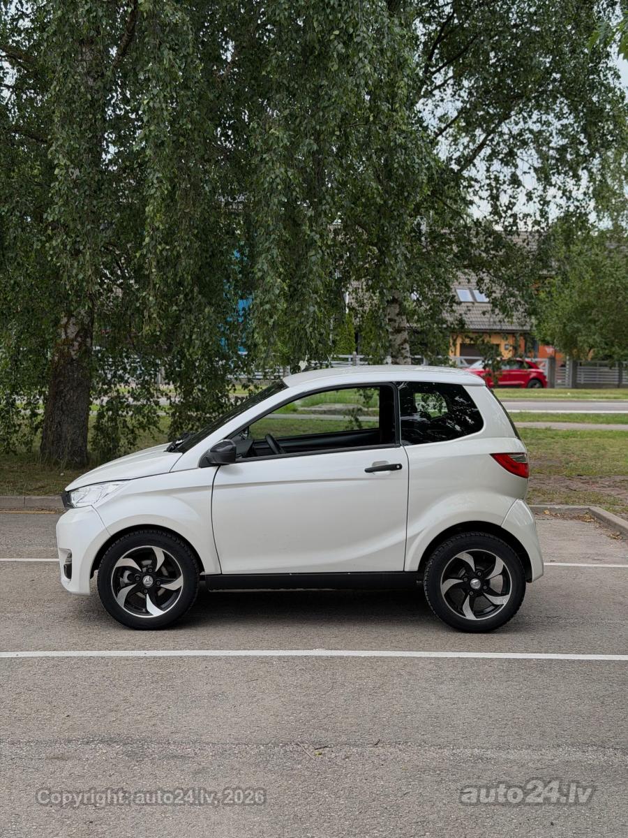 Balts Aixam S9 2021 Rīga, ar dzinēja tilpumu 0.48 L un nobraukumu 18 tūkst. km par 8600 €, foto 5 vietnē AUTOMOTO.COM.LV