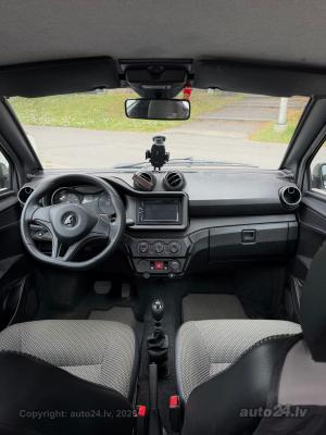 Balts Aixam S9 2021 Rīga, ar dzinēja tilpumu 0.48 L un nobraukumu 18 tūkst. km par 8600 €, foto 6 vietnē AUTOMOTO.COM.LV