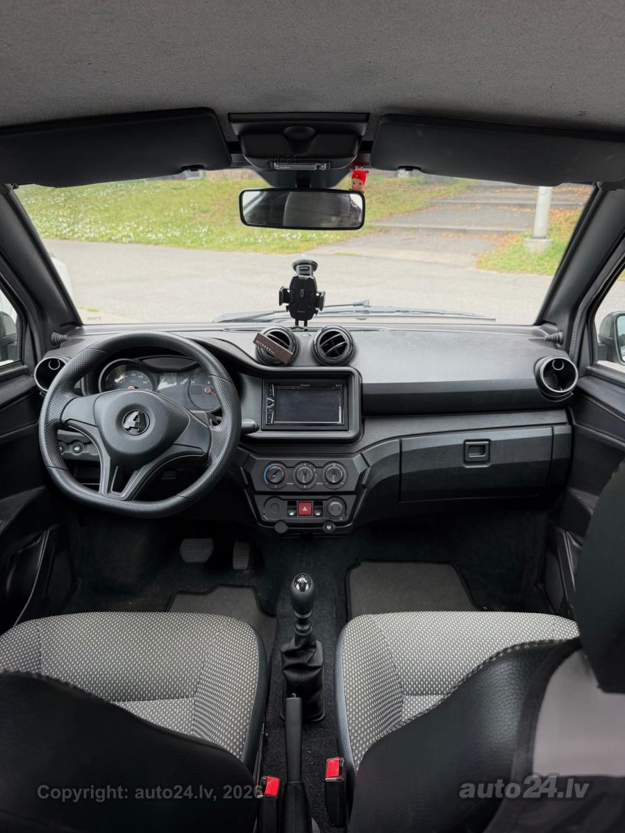 Balts Aixam S9 2021 Rīga, ar dzinēja tilpumu 0.48 L un nobraukumu 18 tūkst. km par 8600 €, foto 6 vietnē AUTOMOTO.COM.LV