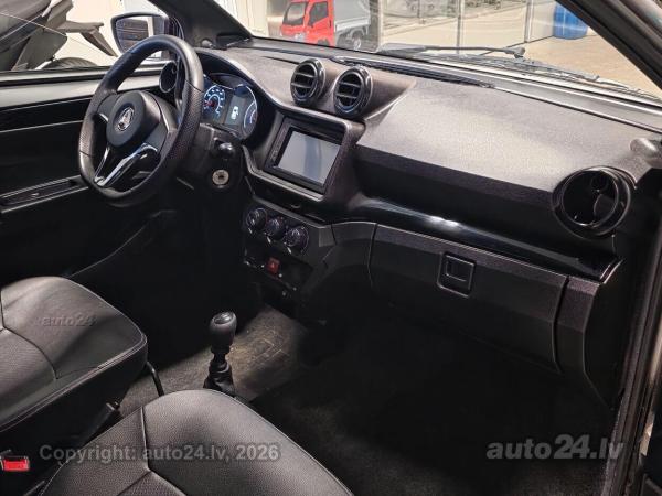White Aixam S9 2022 in Tallinn, with an engine capacity of 0.48 L and mileage of 20 thousand km for 10390 €, photo 11 on AUTOMOTO.COM.LV