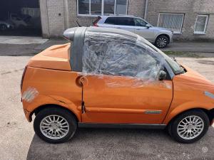 Orange Aixam Scouty 2006 in Taurage, with an engine capacity of 0.40 L and mileage of 100 thousand km for 2600 €, photo 9 on AUTOMOTO.COM.LV