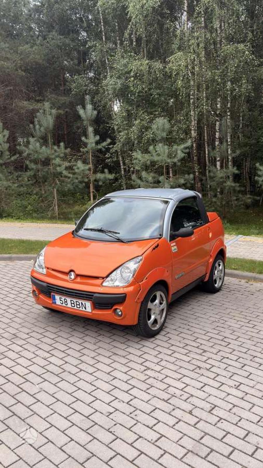 Orange Aixam Scouty 2010 in Silale, with an engine capacity of 0.40 L and mileage of 74 thousand km for 3100 €, photo 9 on AUTOMOTO.COM.LV