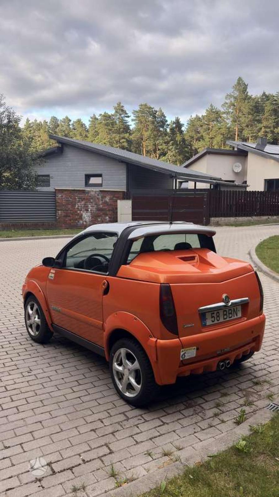 Orange Aixam Scouty 2010 in Silale, with an engine capacity of 0.40 L and mileage of 74 thousand km for 3100 €, photo 12 on AUTOMOTO.COM.LV
