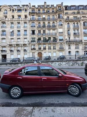 Red Alfa Romeo 146 1996 in Riga, with an engine capacity of 2.00 L and mileage of 224 thousand km for 2900 €, photo 6 on AUTOMOTO.COM.LV