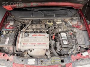 Red Alfa Romeo 146 1996 in Riga, with an engine capacity of 2.00 L and mileage of 224 thousand km for 2900 €, photo 10 on AUTOMOTO.COM.LV
