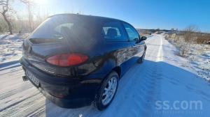 Melns Alfa Romeo 147 2001 Rīga, ar dzinēja tilpumu 2.00 L un nobraukumu 123 tūkst. km par 1180 €, foto 7 vietnē AUTOMOTO.COM.LV