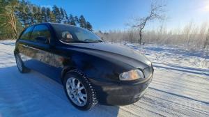 Melns Alfa Romeo 147 2001 Rīga, ar dzinēja tilpumu 2.00 L un nobraukumu 123 tūkst. km par 1180 €, foto 10 vietnē AUTOMOTO.COM.LV