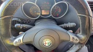 Melns Alfa Romeo 147 2001 Rīga, ar dzinēja tilpumu 2.00 L un nobraukumu 123 tūkst. km par 1180 €, foto 18 vietnē AUTOMOTO.COM.LV