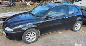 Melns Alfa Romeo 147 2003 Ogre, ar dzinēja tilpumu 1.90 L un nobraukumu 350 tūkst. km par 600 €, foto  vietnē AUTOMOTO.COM.LV