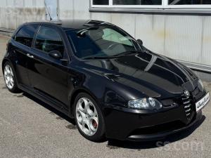 Melns Alfa Romeo 147 2004 Rīga, ar dzinēja tilpumu 3.20 L un nobraukumu 94 tūkst. km par 18900 €, foto 4 vietnē AUTOMOTO.COM.LV