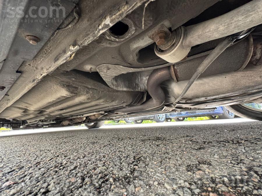 Melns Alfa Romeo 147 2004 Rīga, ar dzinēja tilpumu 3.20 L un nobraukumu 94 tūkst. km par 18900 €, foto 23 vietnē AUTOMOTO.COM.LV