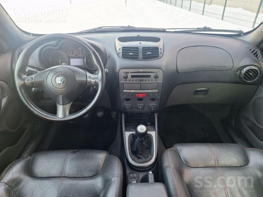 Black Alfa Romeo 147 2007 in Riga, with an engine capacity of 1.90 L and mileage of 290 thousand km for 750 €, photo 8 on AUTOMOTO.COM.LV