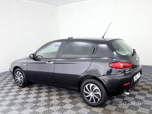 Черный Альфа Ромео 147 2007 в Таллин, объемом двигателя 1.90 л и пробегом 250 тыс. км за 1399 €, фото 5 на AUTOMOTO.COM.LV