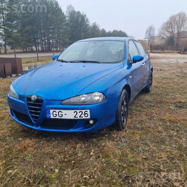 Zils Alfa Romeo 147 2006 Rīga, ar dzinēja tilpumu 1.60 L un nobraukumu 189 tūkst. km par 950 €, foto 1 vietnē AUTOMOTO.COM.LV