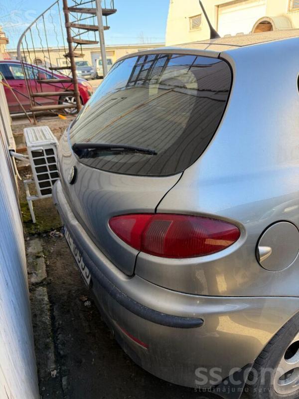 Pelēks Alfa Romeo 147 2006 Rīga, ar dzinēja tilpumu 1.90 L un nobraukumu 253 tūkst. km par 600 €, foto 4 vietnē AUTOMOTO.COM.LV