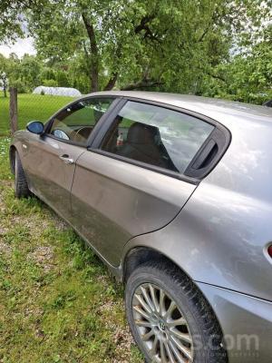 Pelēks Alfa Romeo 147 2007 Aizkraukle, ar dzinēja tilpumu 1.90 L un nobraukumu 328 tūkst. km par 509 €, foto 3 vietnē AUTOMOTO.COM.LV