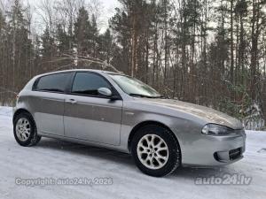 Pelēks Alfa Romeo 147 2007 Tallina, ar dzinēja tilpumu 1.90 L un nobraukumu 224 tūkst. km par 1990 €, foto 3 vietnē AUTOMOTO.COM.LV