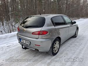 Pelēks Alfa Romeo 147 2007 Tallina, ar dzinēja tilpumu 1.90 L un nobraukumu 224 tūkst. km par 1990 €, foto 8 vietnē AUTOMOTO.COM.LV