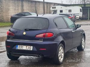 Alfa Romeo 147 2005 in Narva, with an engine capacity of 1.90 L and mileage of 247 thousand km for 600 €, photo 5 on AUTOMOTO.COM.LV